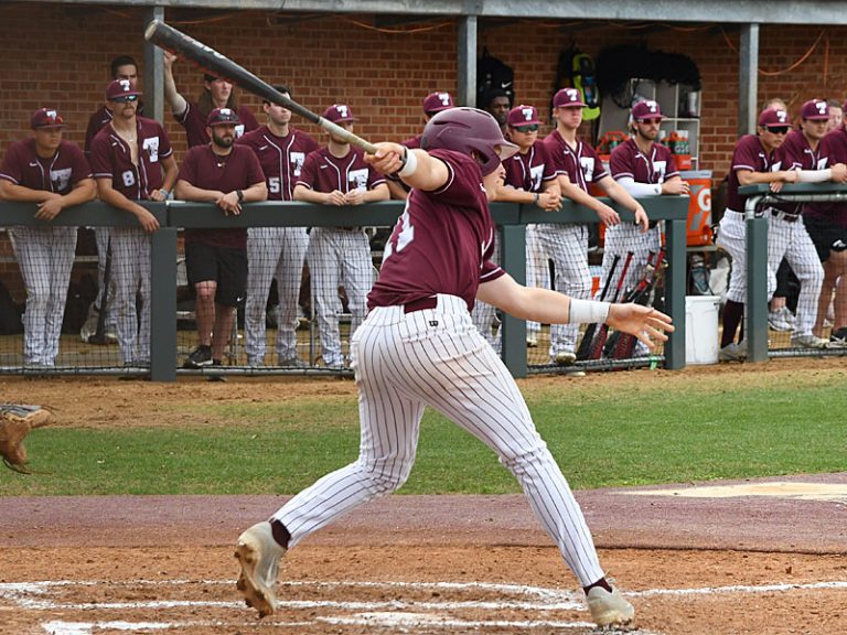 Trinity vs. New Jersey City U. baseball photo gallery – 210 GAMEDAY